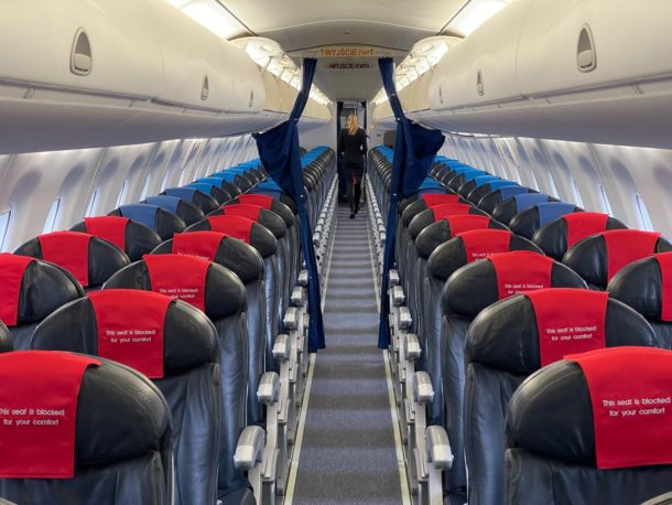 Review: LOT Polish E-190 Business Class - Live and Let's Fly