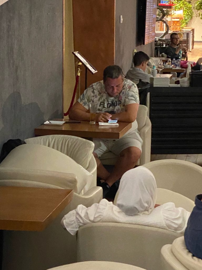 Has Flagship Turkish Airlines Lounge Become A Homeless Shelter? - Live ...