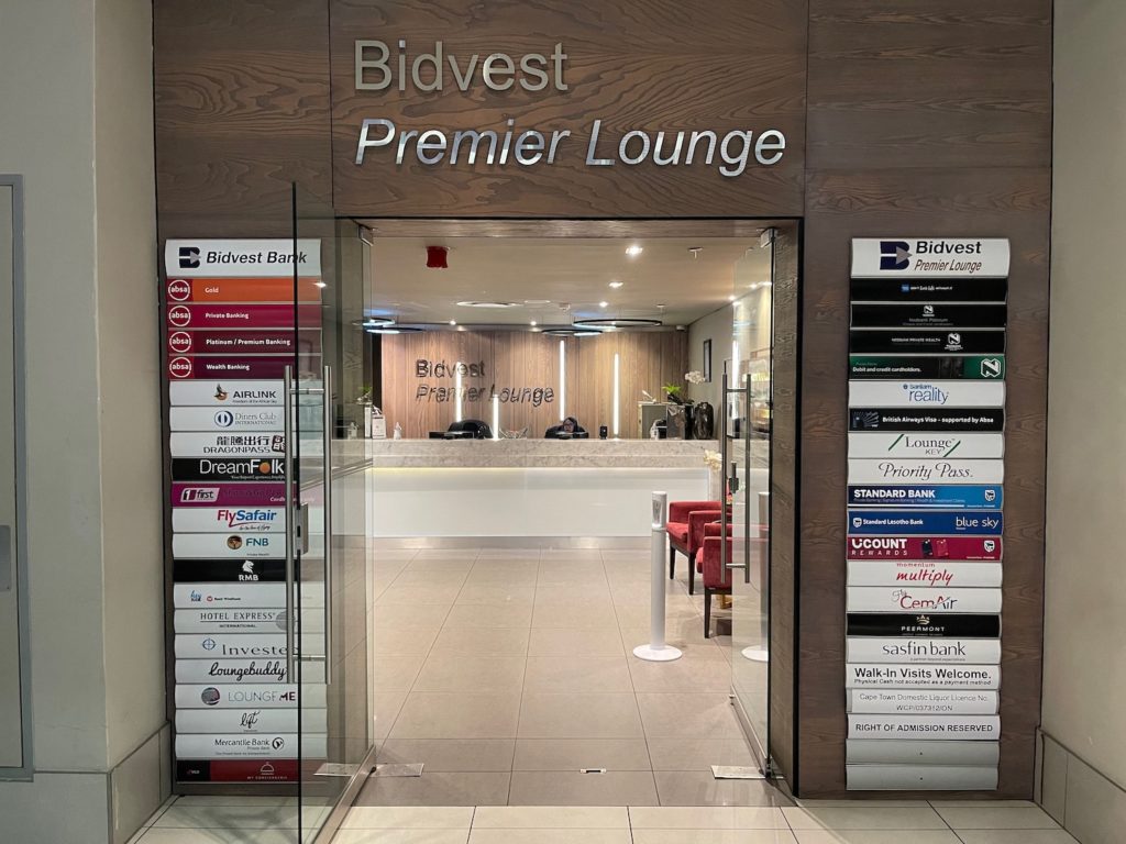 Review: Bidvest Premier Lounge Cape Town (CPT) - Live and Let's Fly