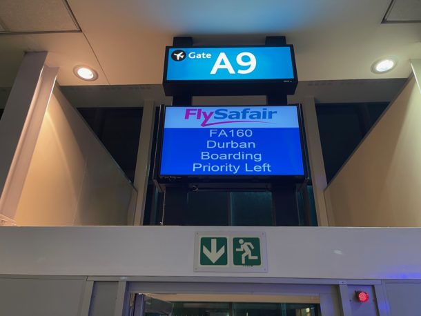 Review: FlySafair 737-800 Cape Town - Durban - Live and Let's Fly