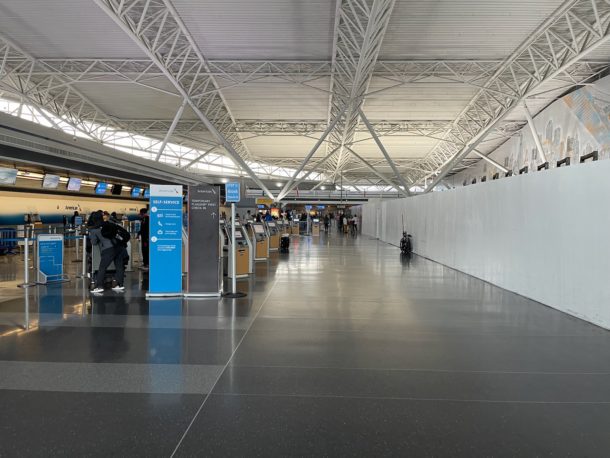 American Airlines A321T Main Cabin Review - Insider Insights