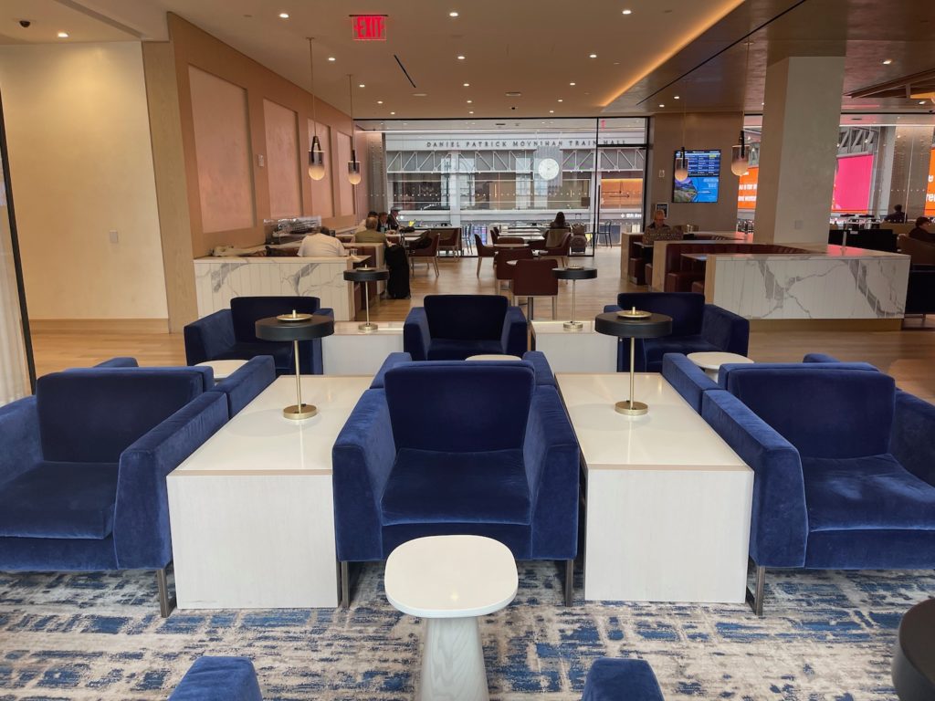 Review: Amtrak Metropolitan Lounge New York (NYP) - Live and Let's Fly