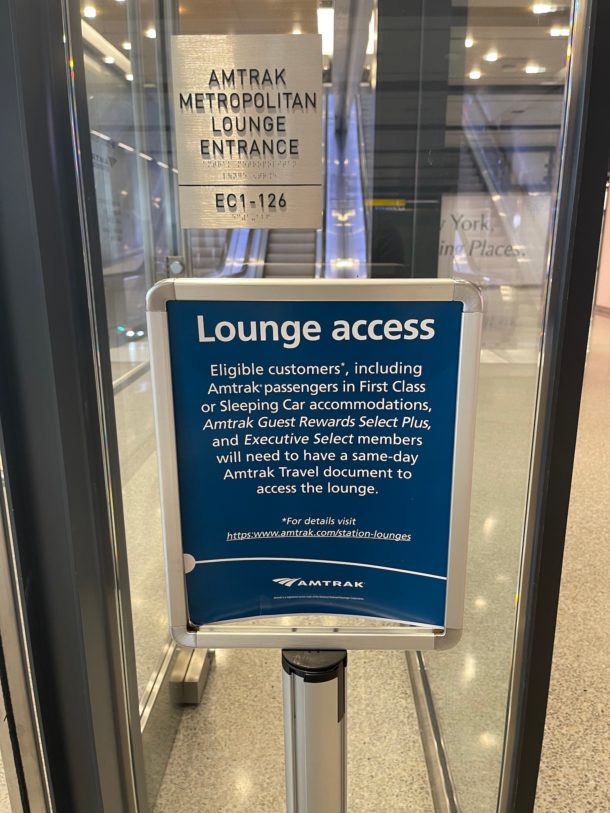 Review: Amtrak Metropolitan Lounge New York (NYP) - Live and Let's Fly