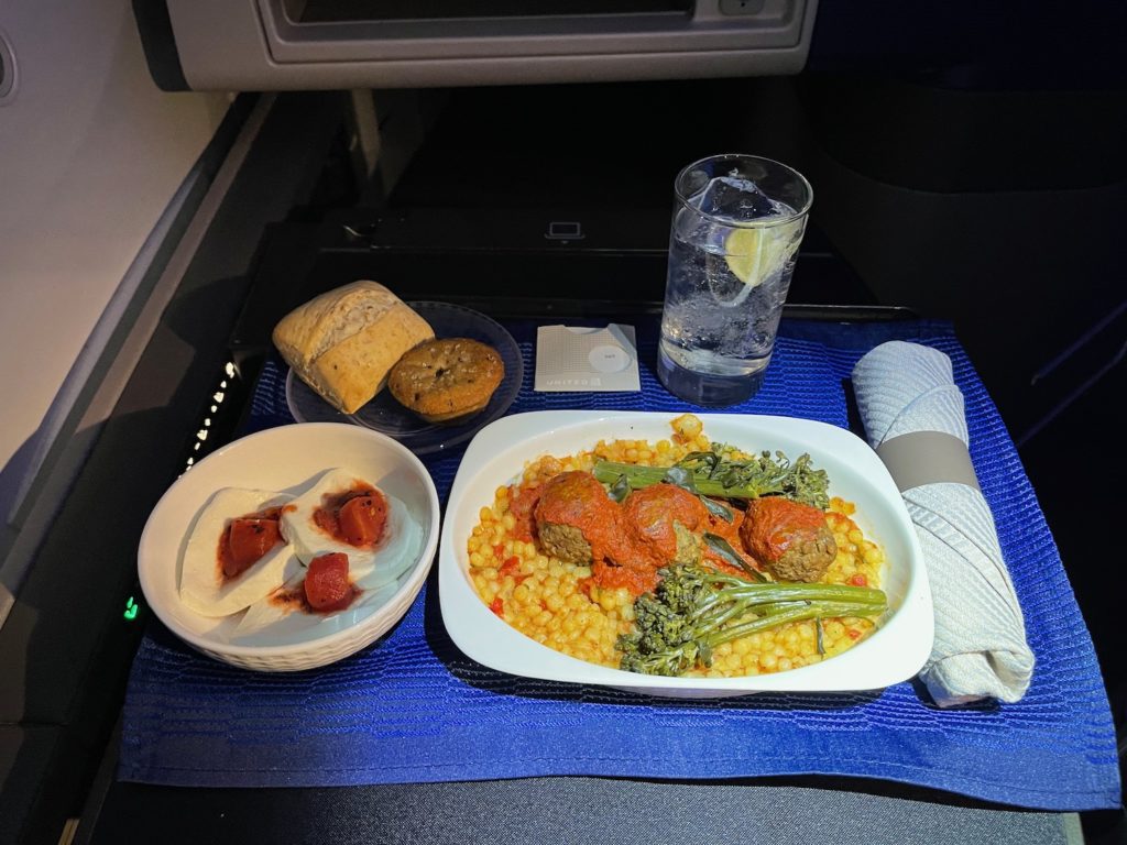 Impossible Meatball Bowl In United Airlines First Class - Live and Let ...