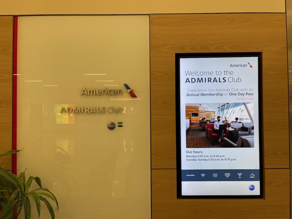 Review: American Airlines Admirals Club Dallas (DFW - Terminal D ...