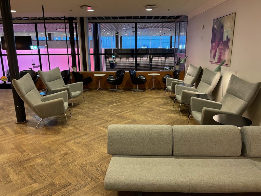 Review: Aviator Apartment Business Lounge Copenhagen (CPH) - Live and ...