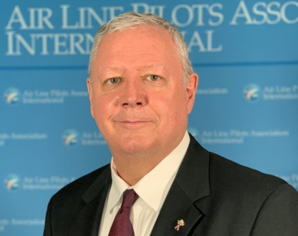 United Airlines' Pilot Union Boss Neil Swindells Resigns After Backlash ...