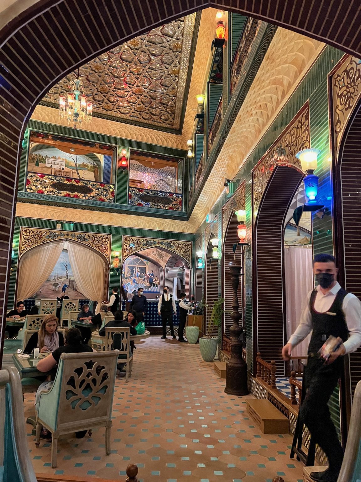 A Persian Dinner In Doha's Souq Waqif - Live and Let's Fly