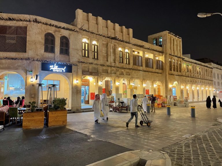 A Persian Dinner In Doha's Souq Waqif - Live and Let's Fly