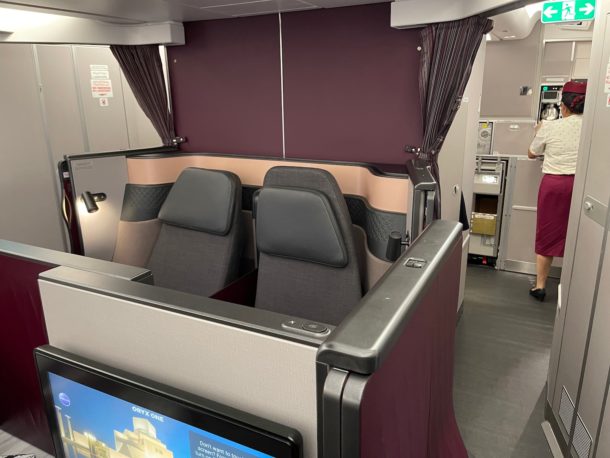 Review: Qatar Airways A350-1000 Business Class - Live and Let's Fly