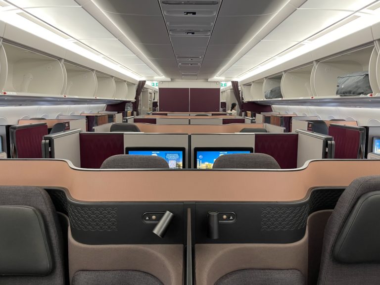 Review: Qatar Airways A350-1000 Business Class - Live and Let's Fly