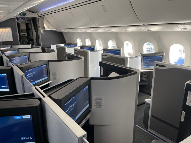 Review: British Airways 787-10 Business Class (Club Suite) - Live and ...