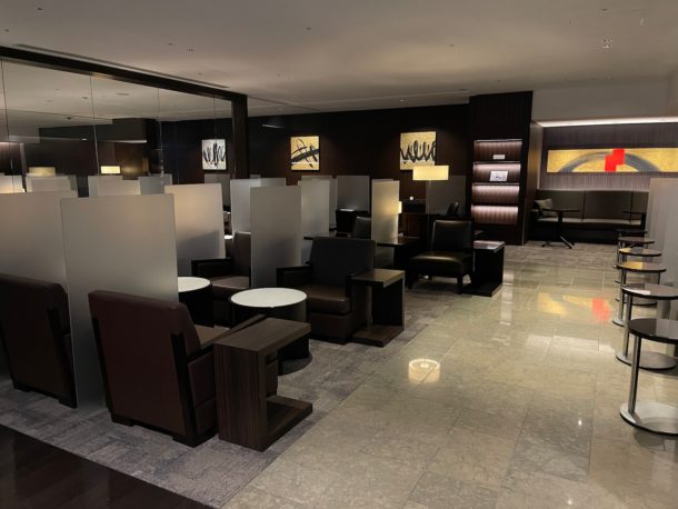 Review: JAL First Class Lounge Tokyo (NRT) - Live and Let's Fly