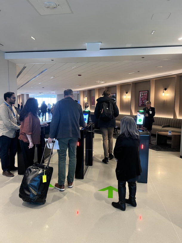 First Look: New United Club In Chicago O'Hare - Live and Let's Fly