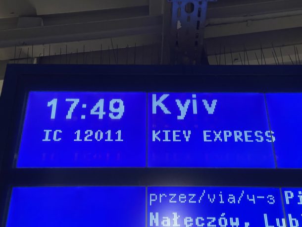 My 18-Hour Train Ride From Warsaw To Kyiv - Live and Let's Fly