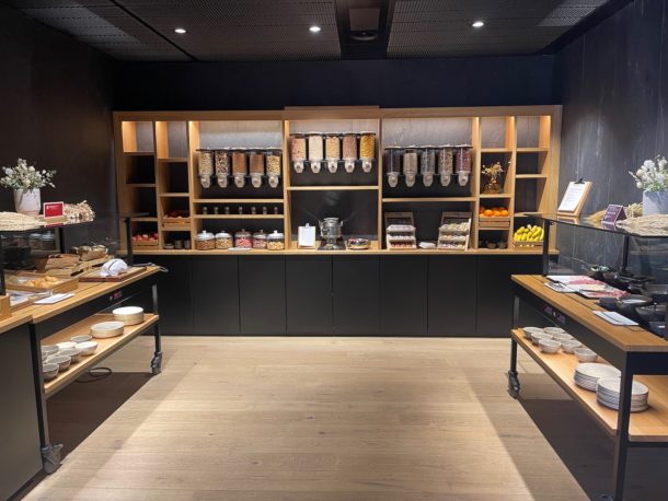 SWISS Alpine Lounge In Zurich Is Delectable - Live and Let's Fly