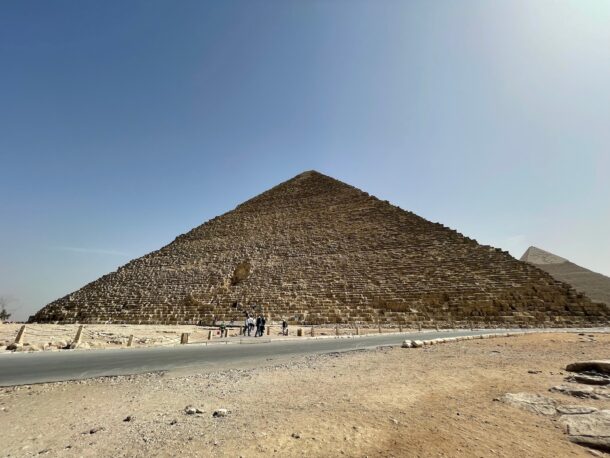 Is One Day Enough To See Egyptian Pyramids? - Live and Let's Fly