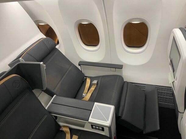 Review: Turkish Airlines 737 MAX 8 Business Class - Live and Let's Fly