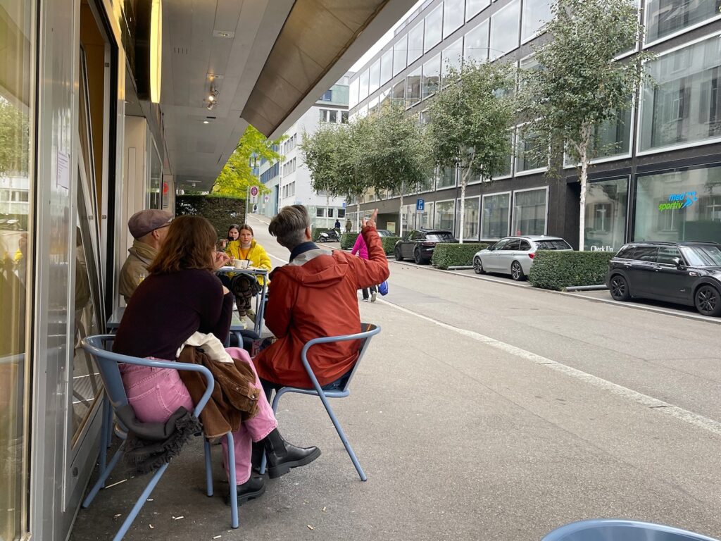 Great Coffee In Zürich - Live and Let's Fly