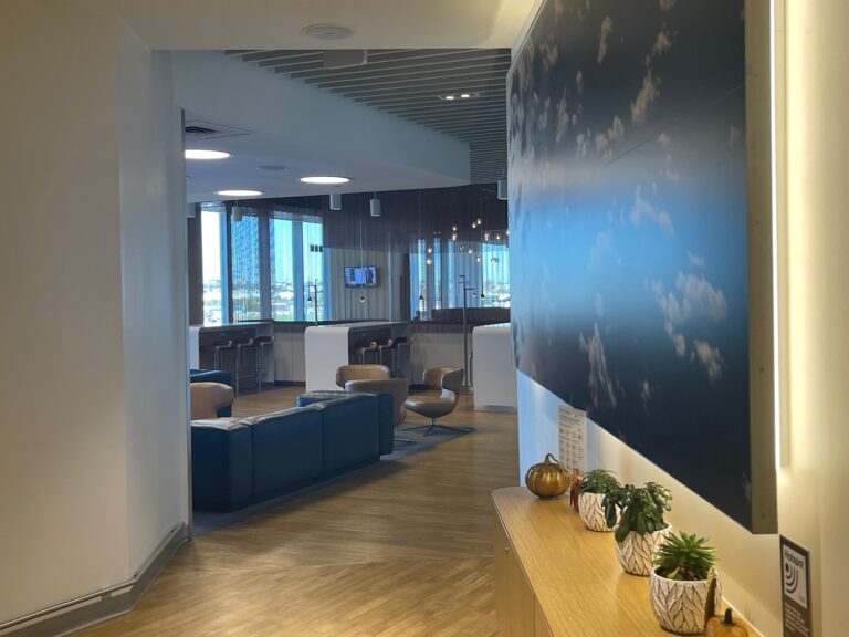 Review: Lufthansa Lounge Boston (BOS) - Live and Let's Fly