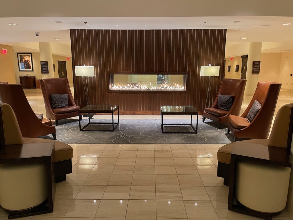 Review: Marriott Newark Airport - Live and Let's Fly