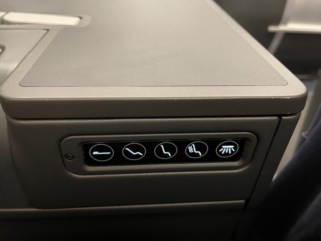 Review: SAS A321LR Business Class - Live and Let's Fly