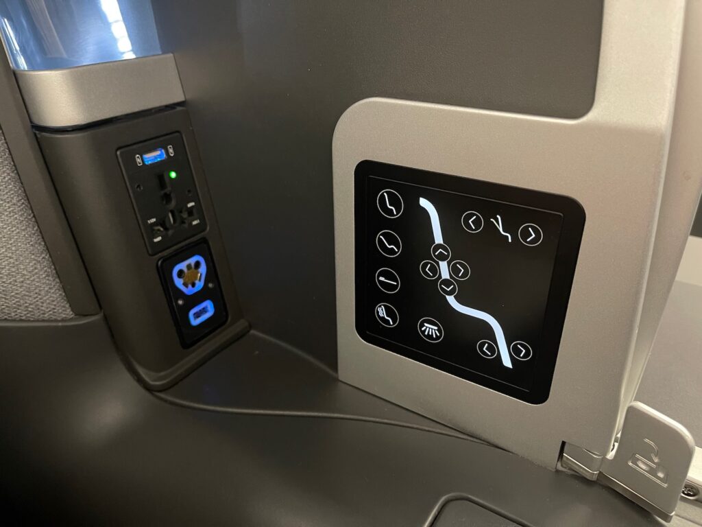 Review: SAS A321LR Business Class - Live and Let's Fly