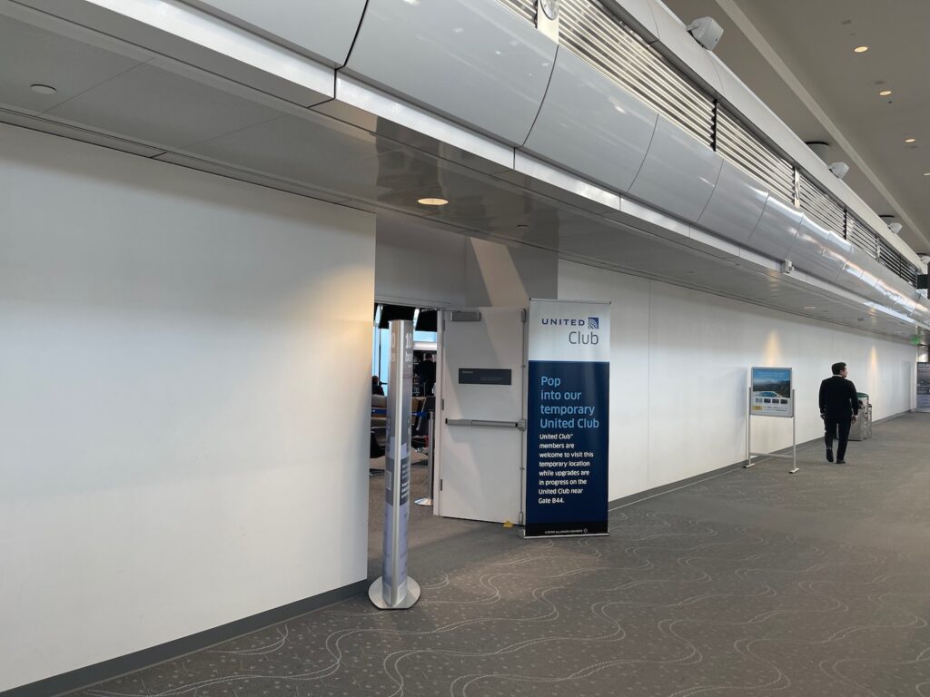 Denver Airport: United Pop-Up Club Review