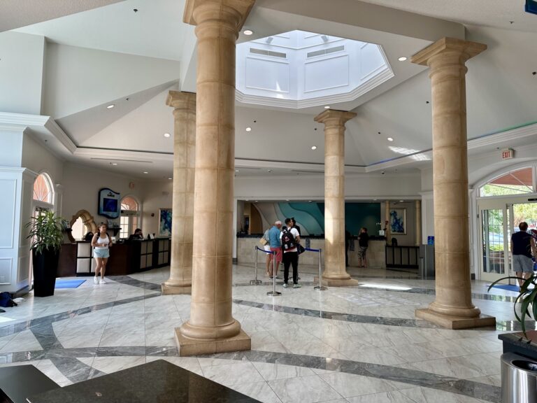 Review: Hilton Grand Vacations Club SeaWorld Orlando - Live and Let's Fly