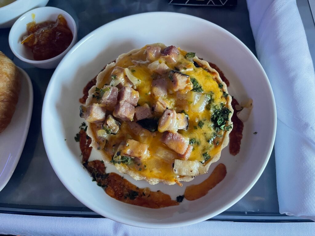 Who Does First Class Breakast Best, American, Delta, Or United? - Live ...