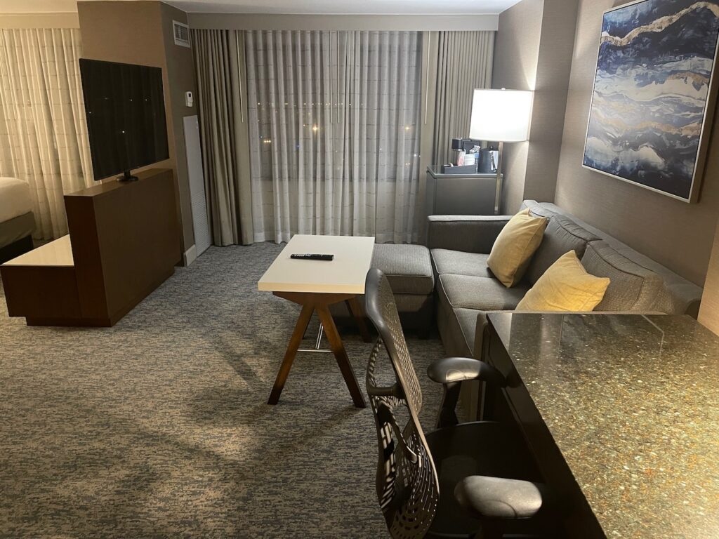 Review: Hyatt Regency Dulles - Live and Let's Fly