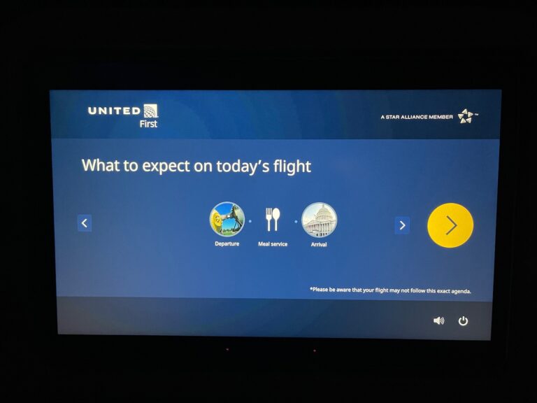 Review: United Airlines 737 MAX 8 First Class - Live and Let's Fly