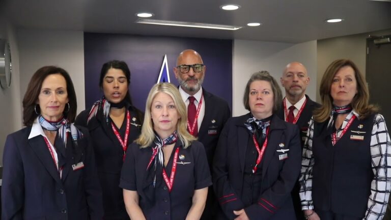 American Airlines Flight Attendants Want Up To $92/Hour, Plan Strike ...