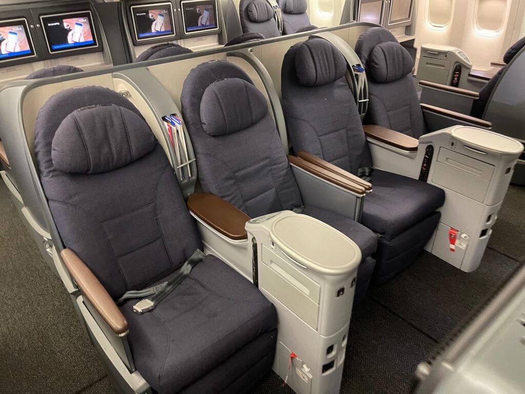 United 777-200 Business Class Review: Flying Experience