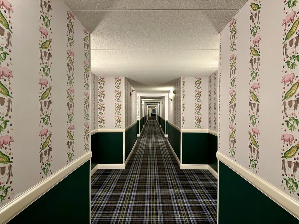 Review: The Graduate Hotel Iowa City - Live and Let's Fly