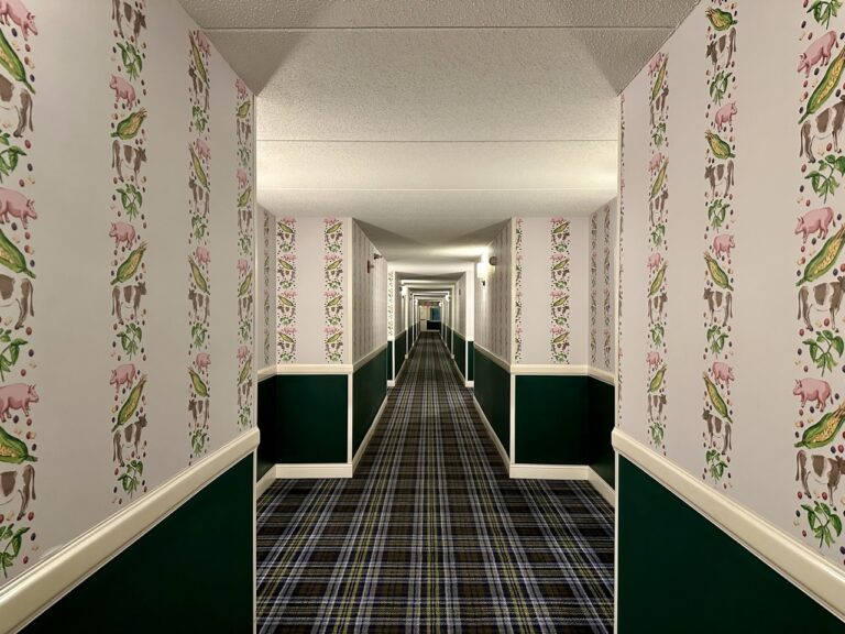 Review: The Graduate Hotel Iowa City - Live and Let's Fly