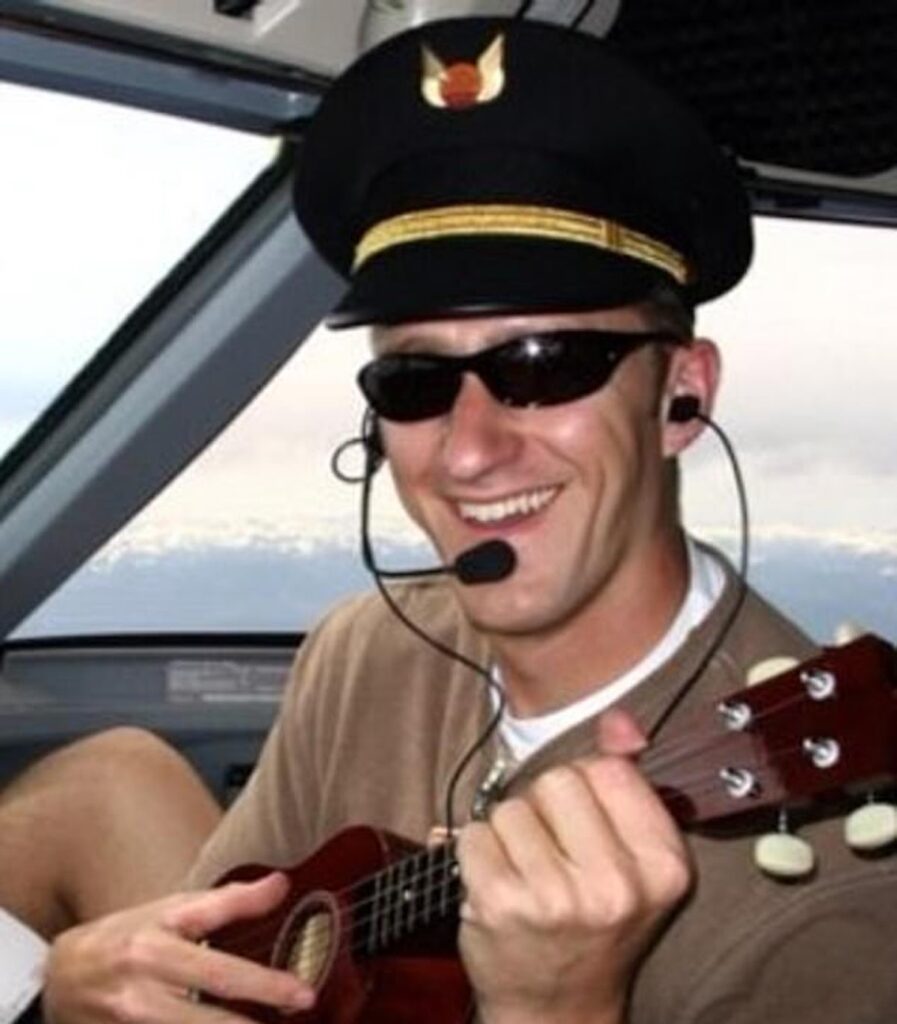 Who Is Joseph David Emerson, Alaska Airlines Pilot Accused Of Attempted ...