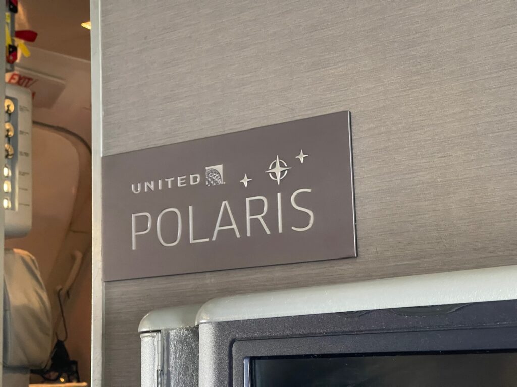 Review: United Airlines 757-200 Business Class - Live and Let's Fly