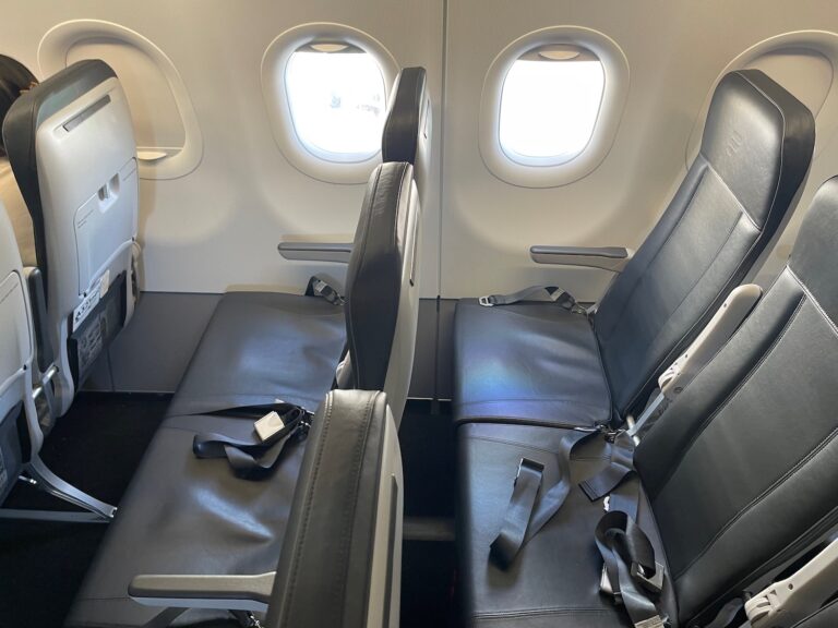Review: Frontier Airlines A321neo (DEN-MKE) - Live and Let's Fly