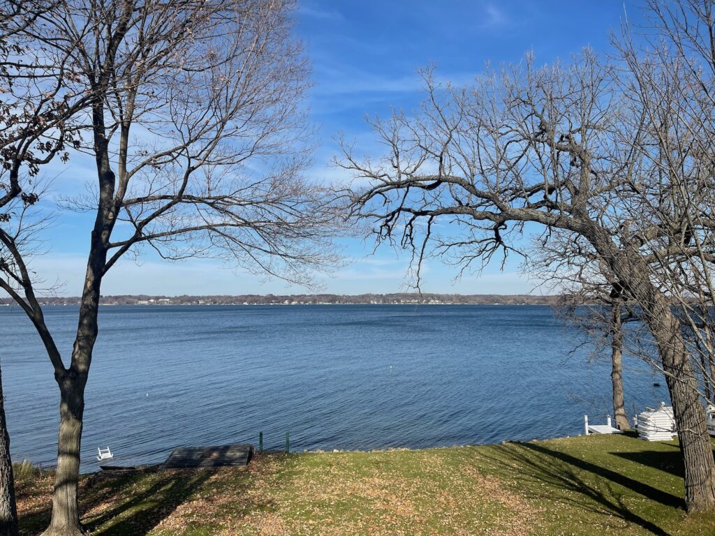 A Late-Autumn Visit To Green Lake, Wisconsin - Live and Let's Fly