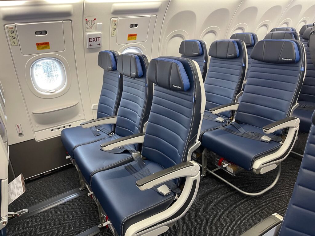 First Look: Onboard United Airlines A321neo - Live and Let's Fly