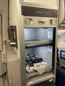 United A321neo: First Look at the New Cabin
