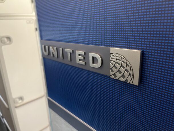 First Look: Onboard United Airlines A321neo - Live and Let's Fly
