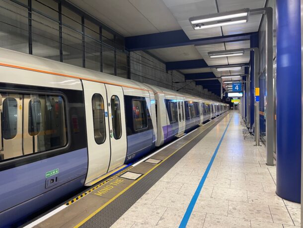 Fabulous: Elizabeth Line From Heathrow To Central London - Live and Let ...