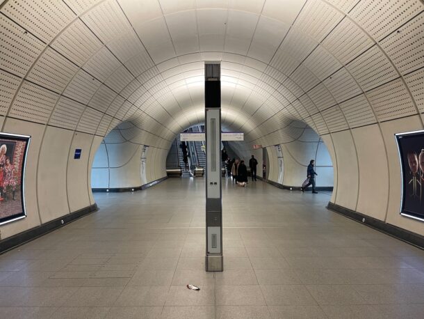 Fabulous: Elizabeth Line From Heathrow To Central London - Live and Let ...