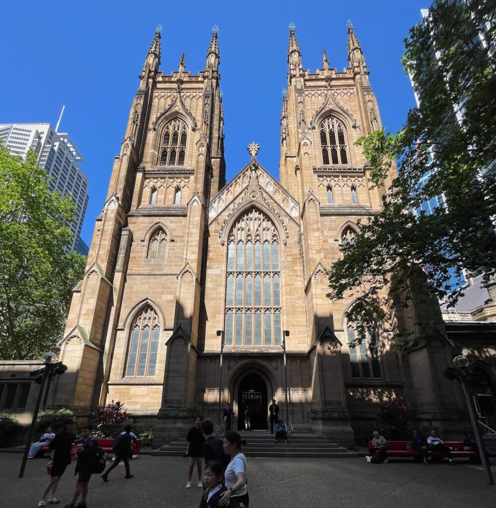 Photo Essay: Springtime In Sydney - Live and Let's Fly