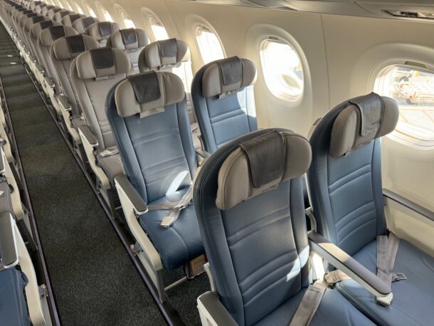 PorterReserve LAX-YYZ: Flight Review in 2025