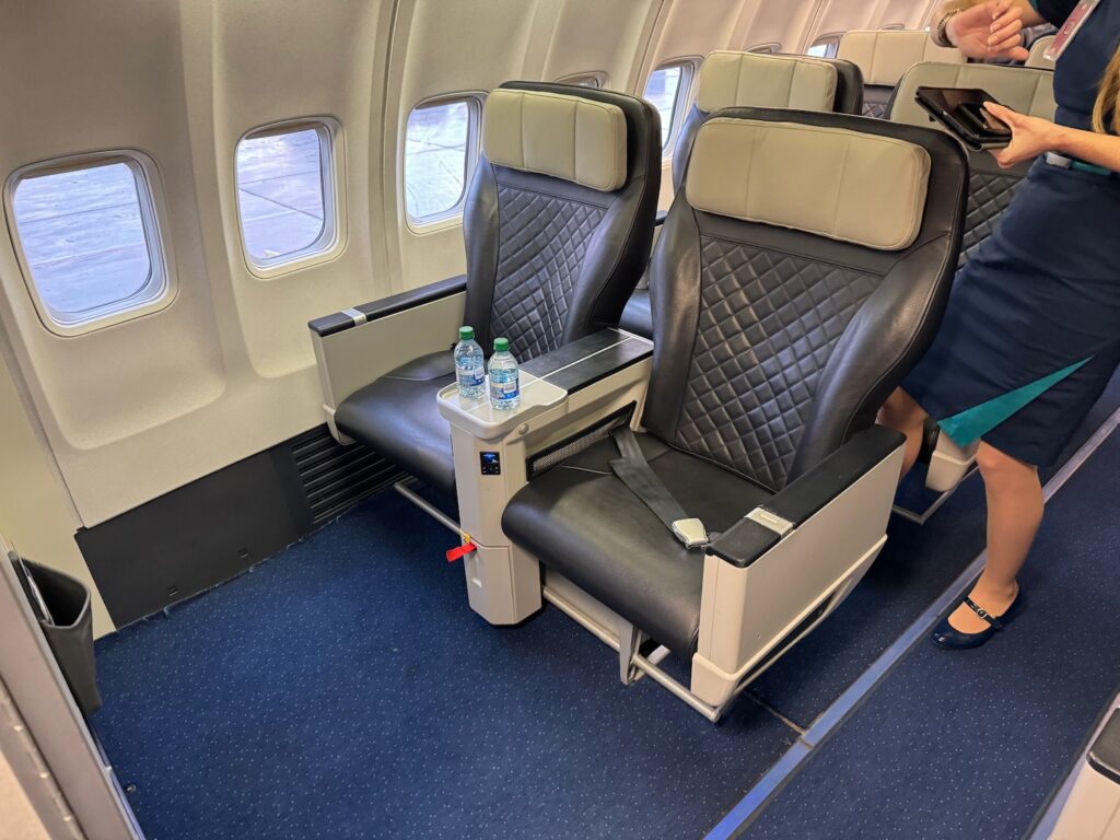 First Impressions: WestJet 737-700 Premium Class - Live and Let's Fly