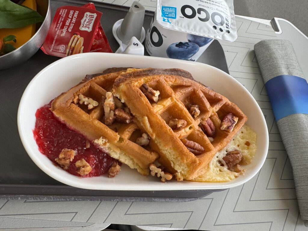 First Impressions: WestJet 737-700 Premium Class - Live and Let's Fly