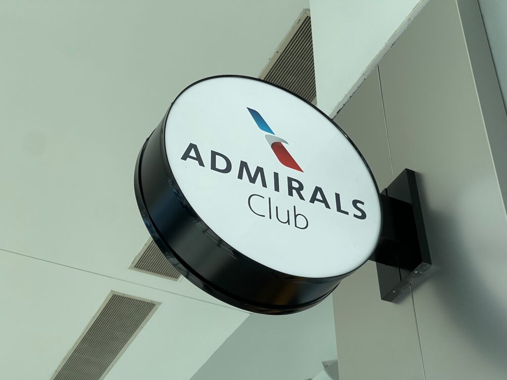 Review: American Airlines Admirals Club Charlotte (CLT - Concourse C ...
